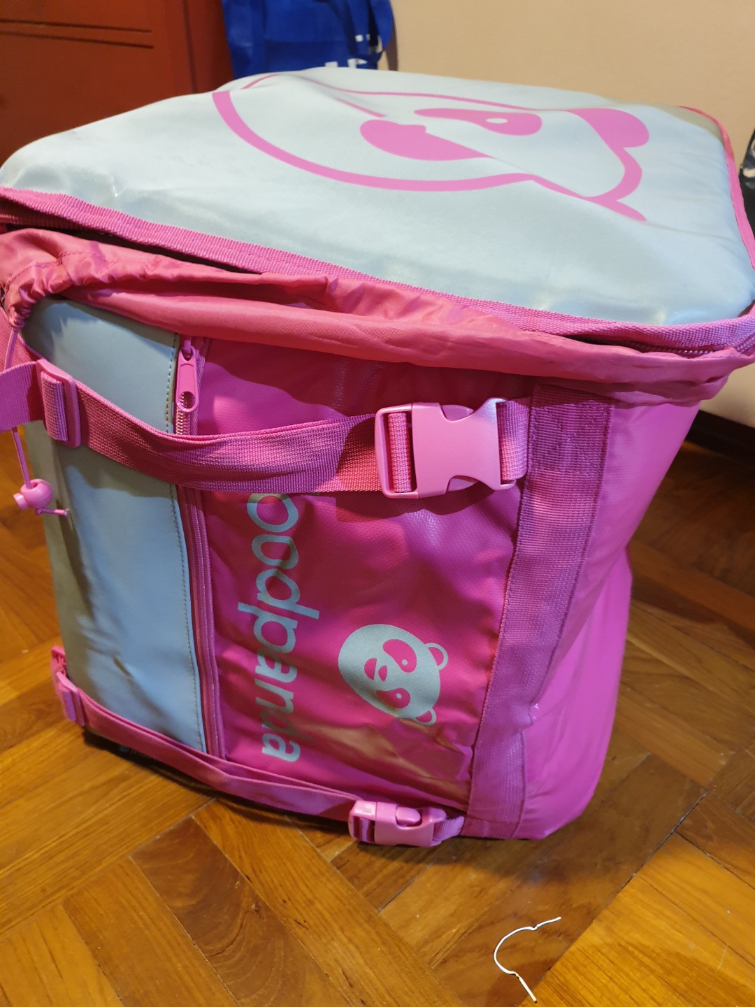 Foodpanda delivery bag, Everything Else on Carousell