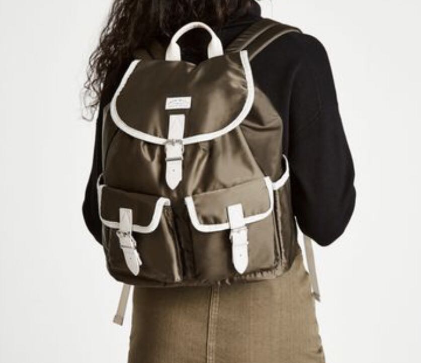 Jack wills backpack 背囊, 女裝, 手袋及銀包, 背囊 - Carousell