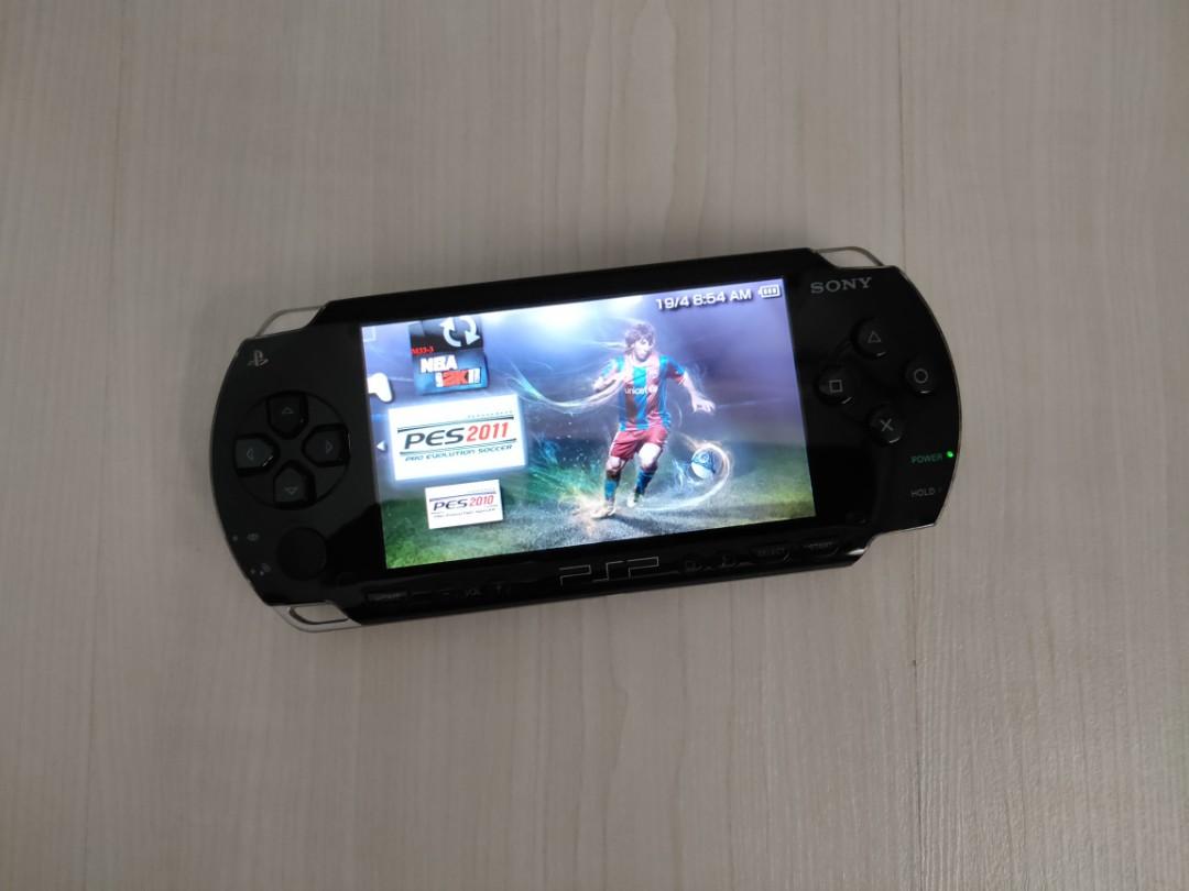 Sony Gen 1 PSP with New Battery & Pre-loaded Games, Video Gaming, Video ...