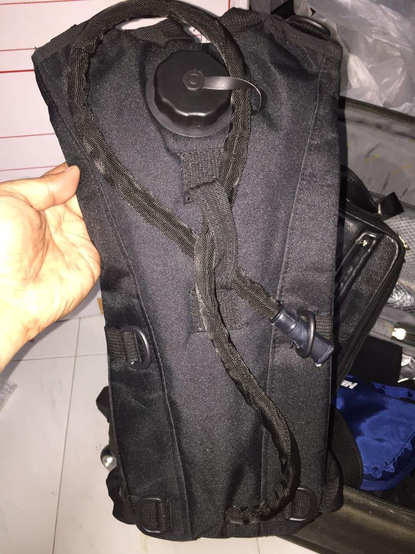 2.5L KMS HYDRATION PACK WATER BACKPACK BLADDER BAG, Sports Equipment ...