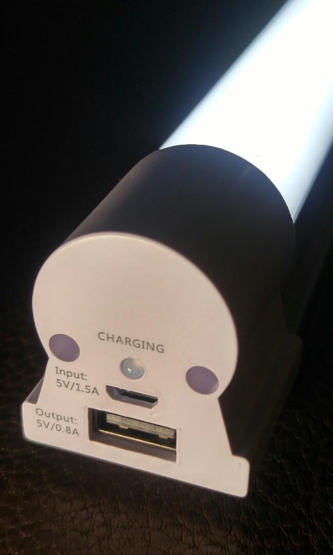 LED 9W USB充電光管 LED 9W USB Rechargeable Lamp, 傢俬＆家居, 燈飾及風扇, 燈飾 - Carousell