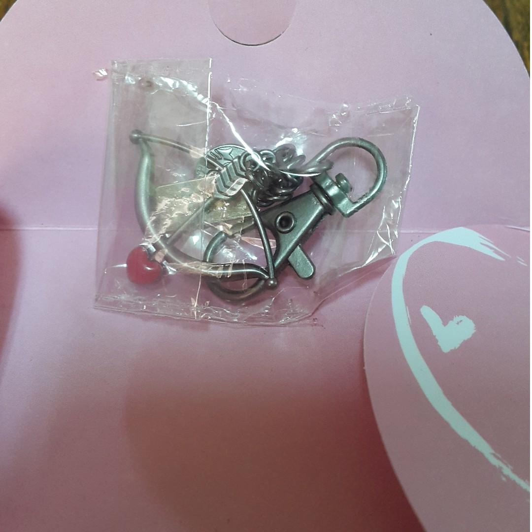 Starbucks Valentine Arrow Key chain with the packing, Everything Else ...