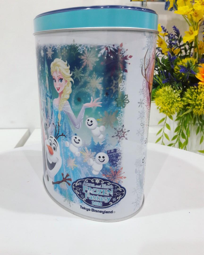 Tokyo Disneyland Frozen Fantasy 2016 Edition Anna and Elsa Cookies Tin ...