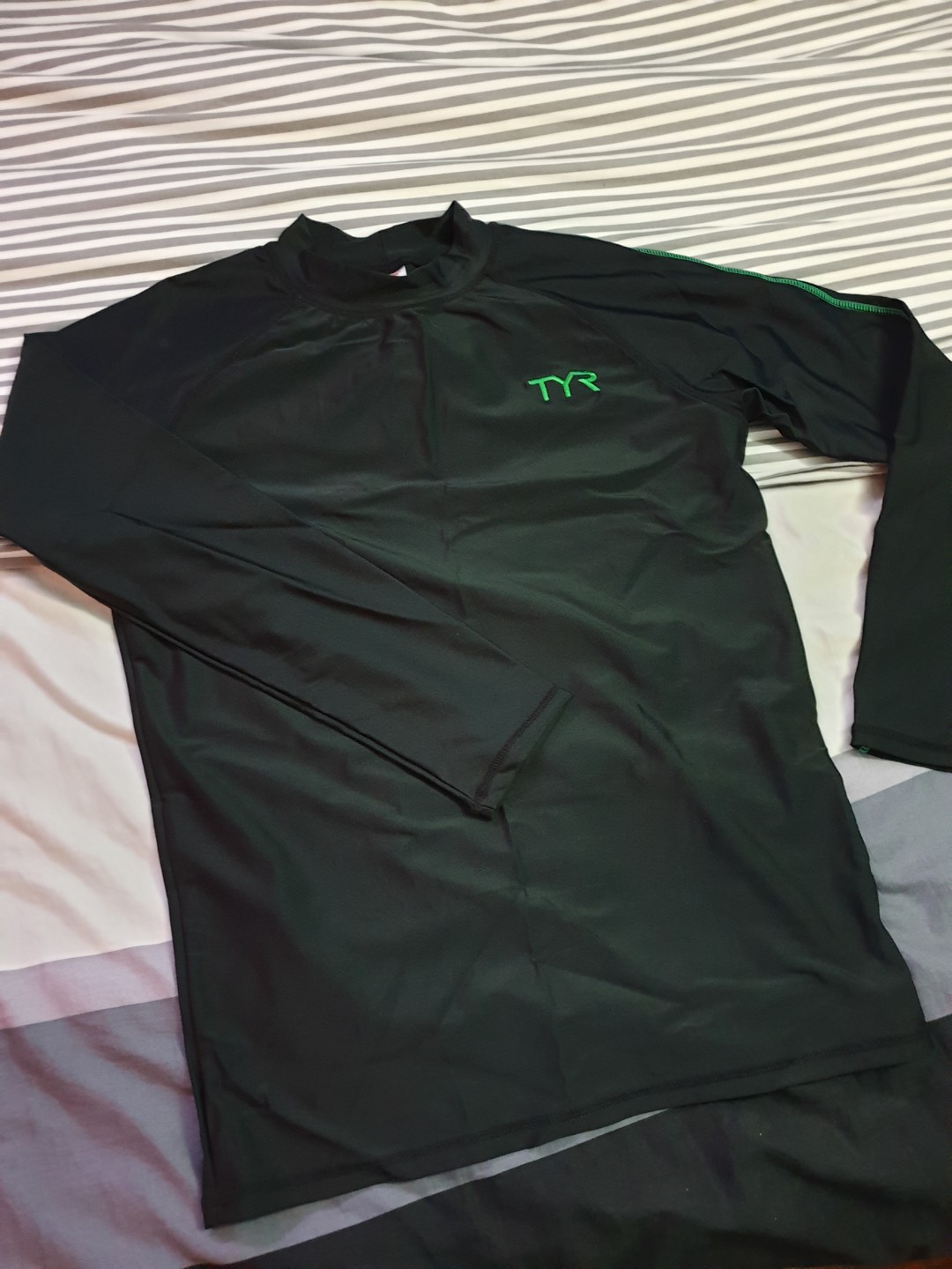 TYR RASHGUARD, Men's Fashion, Activewear on Carousell
