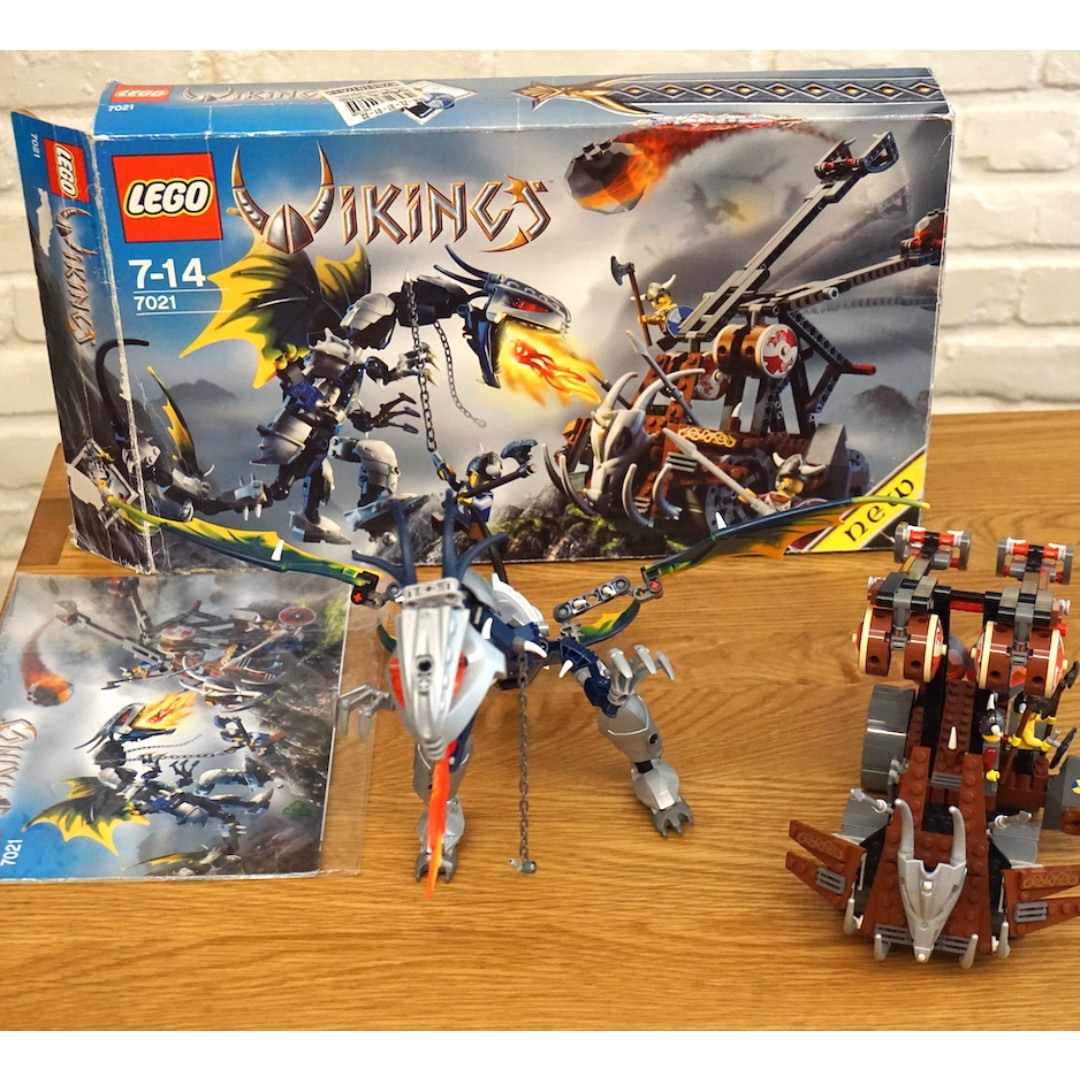 Viking Lego 7021 - Viking Double Catapult vs. the Armoured Ofnir Dragon ...