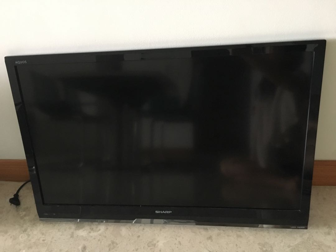 Wall Mounted Sharp TV ~32 inch, TV & Home Appliances, TV ...