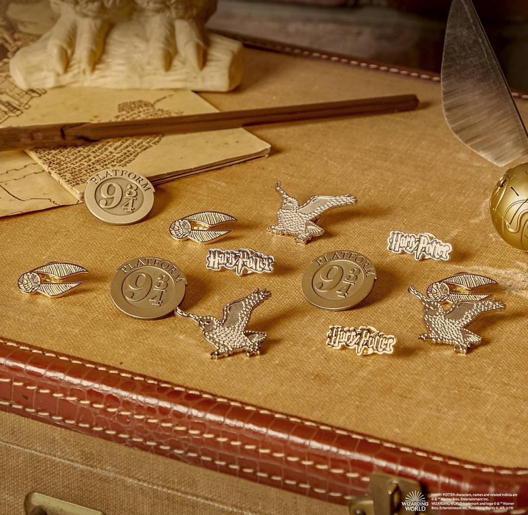 Harry Potter Badges, Hobbies & Toys, Stationery & Craft, Handmade Craft ...