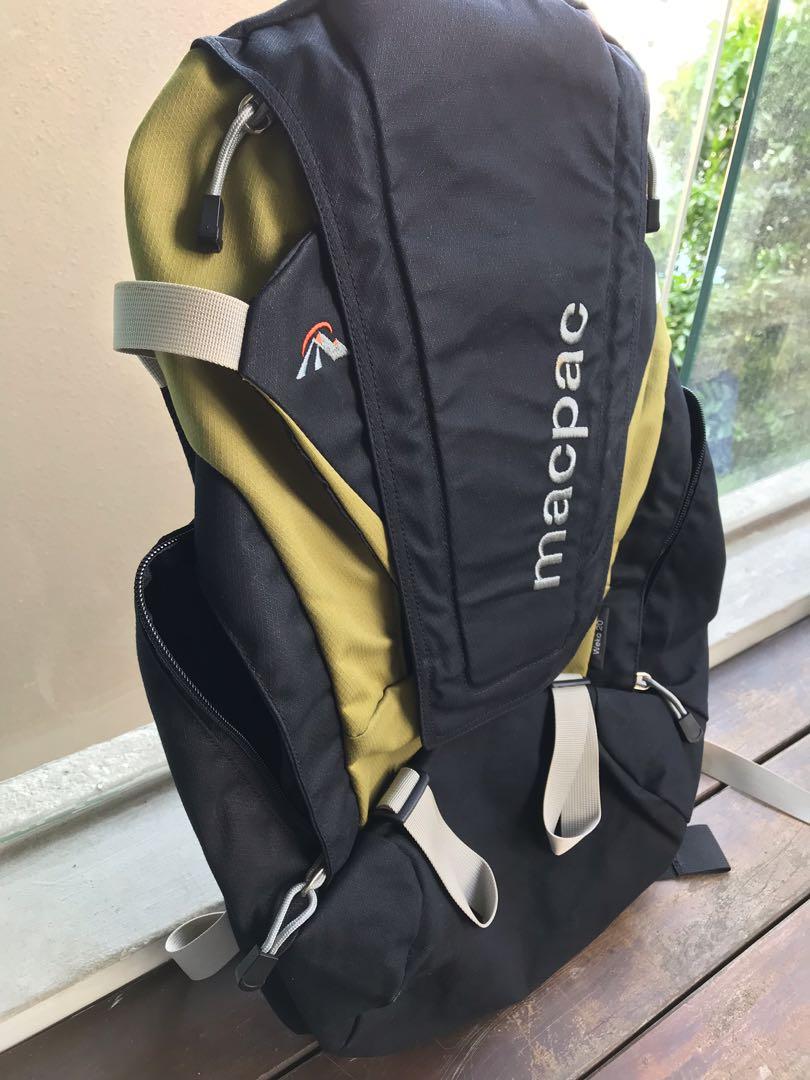 Macpac Weka 20 Aztec Backpack, Men's Fashion, Activewear on Carousell