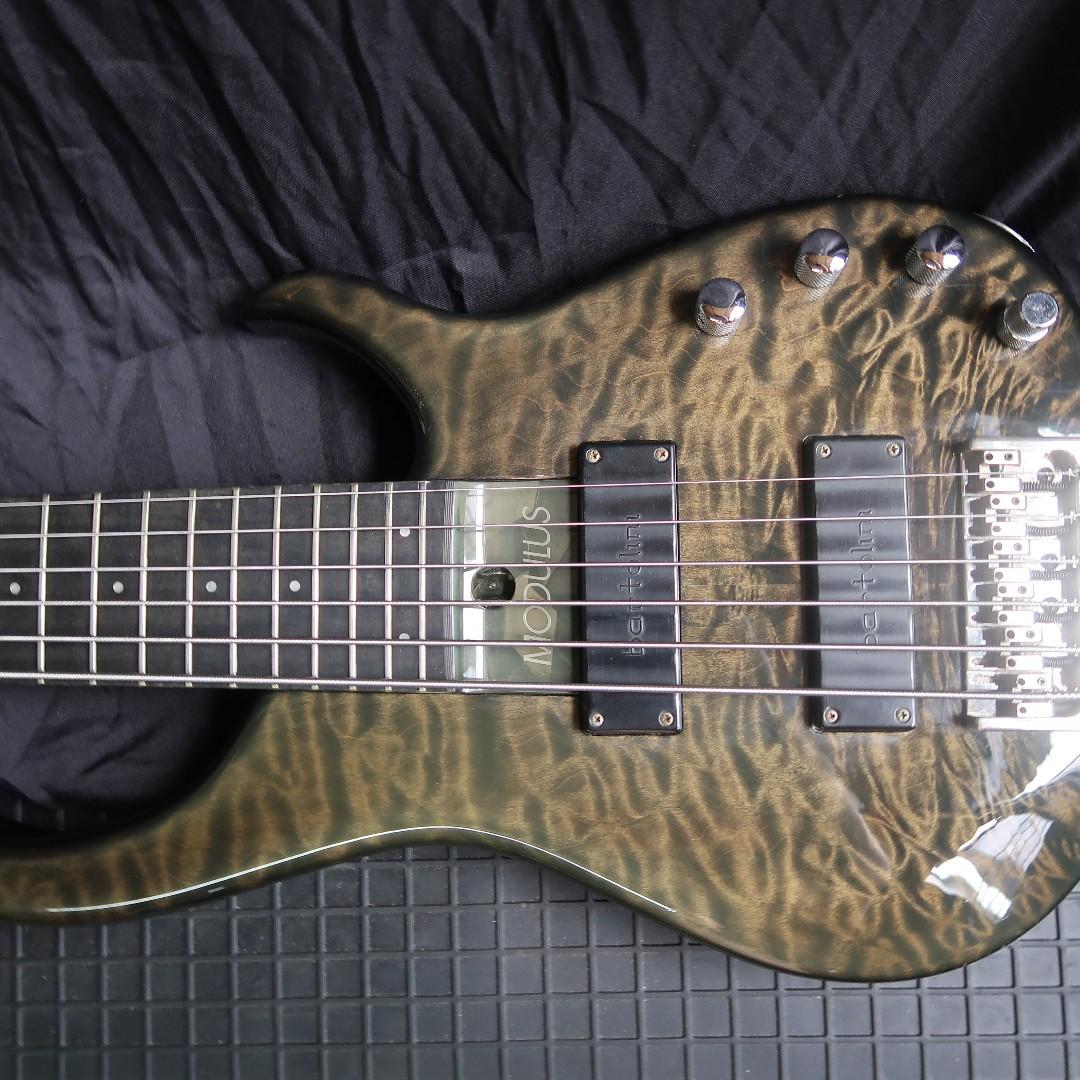 Modulus Quantum 6 Bass guitar (w truss rod), Hobbies & Toys, Music ...