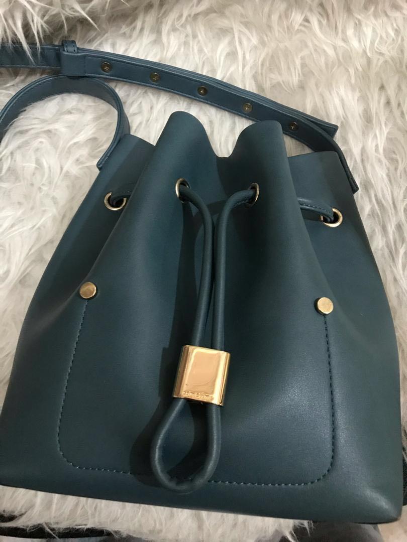 Sometime Niko Niko Mini, Women's Fashion, Bags & Wallets, Cross-body ...