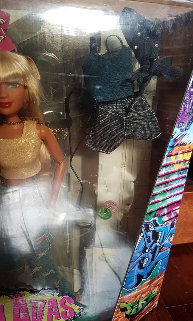 barbie flavas, Hobbies & Toys, Collectibles & Memorabilia, Fan ...