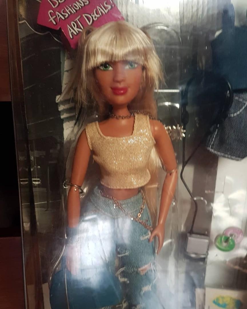 barbie flavas, Hobbies & Toys, Collectibles & Memorabilia, Fan ...