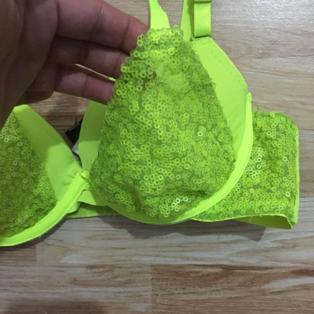 New Neon green bra, Women's Fashion, Tops, Others Tops on Carousell