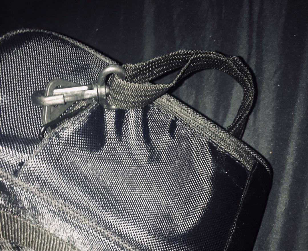 Triangle Camera bag, Photography, Photography Accessories, Camera Bags ...