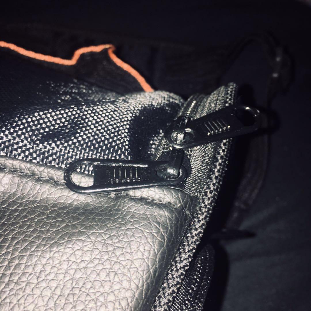 Triangle Camera bag, Photography, Photography Accessories, Camera Bags ...