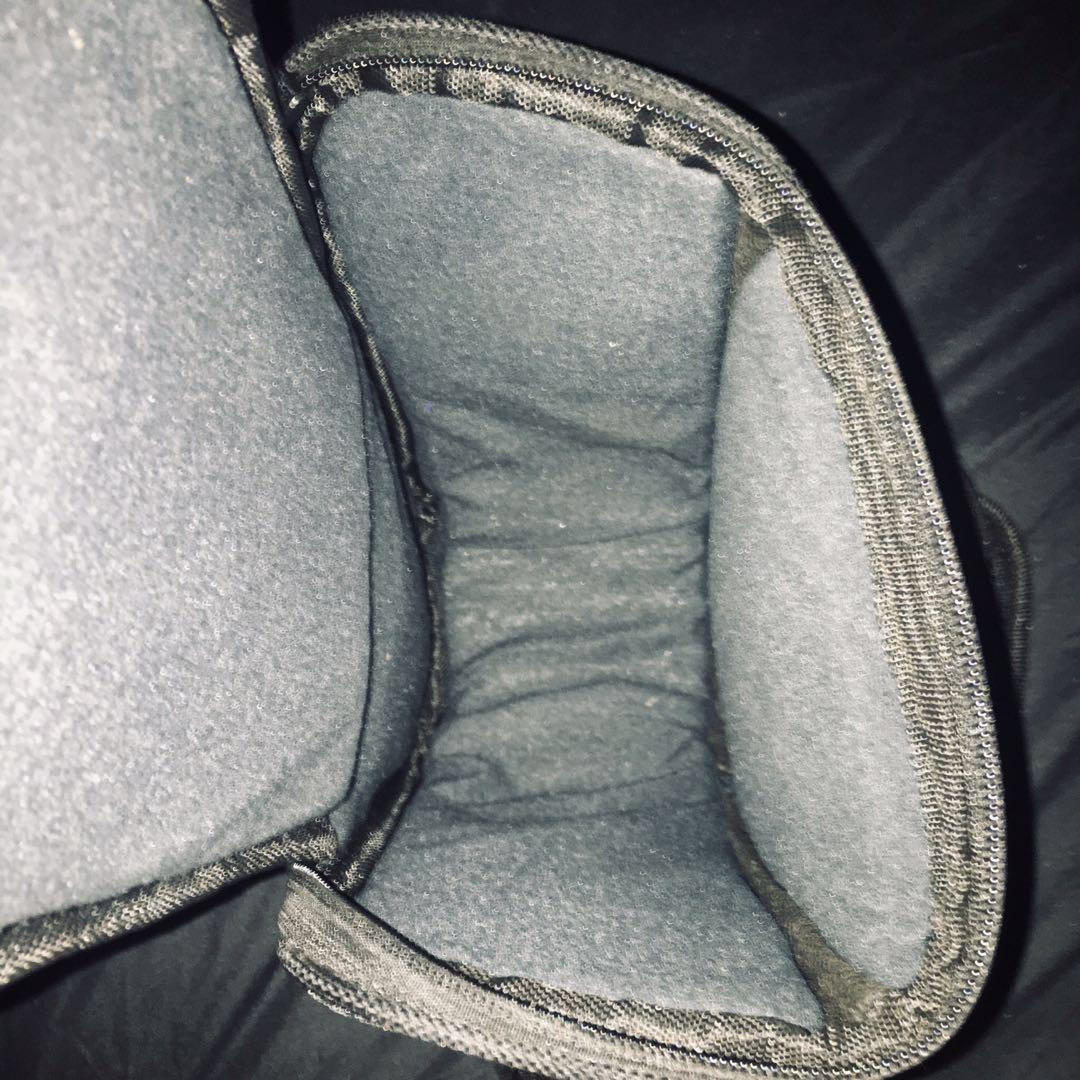 Triangle Camera bag, Photography, Photography Accessories, Camera Bags ...