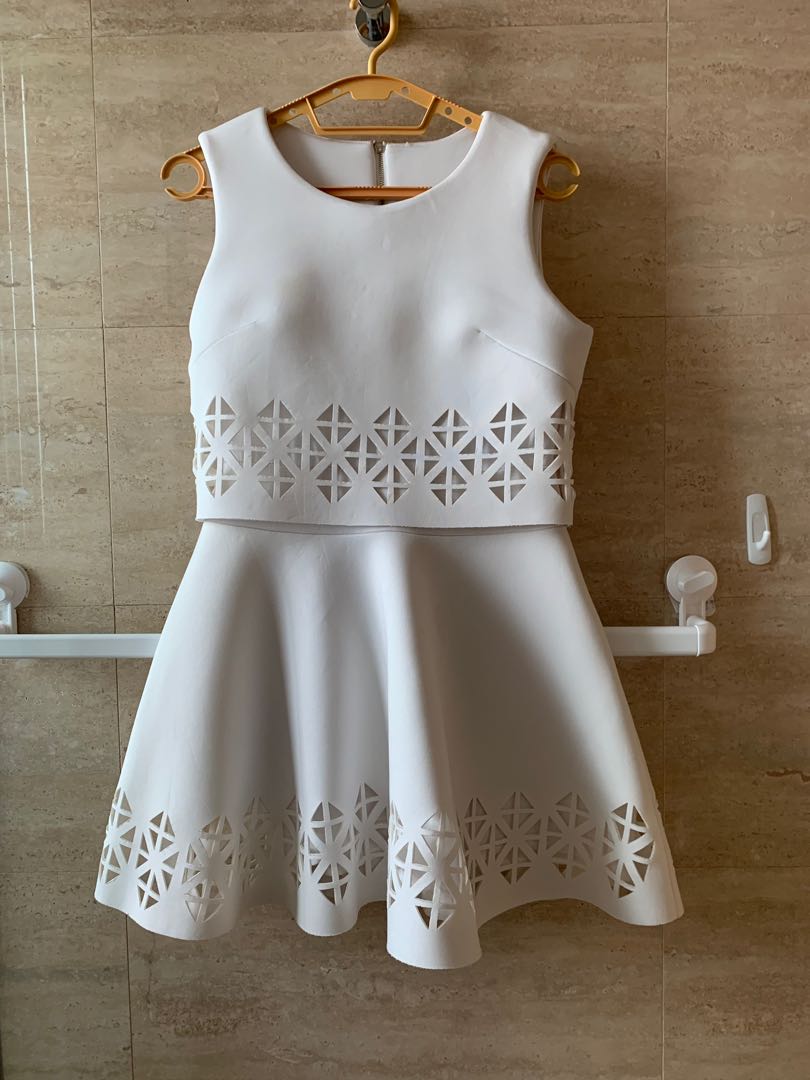 White laser cut dress, Women's Fashion, Tops, Sleeveless on Carousell