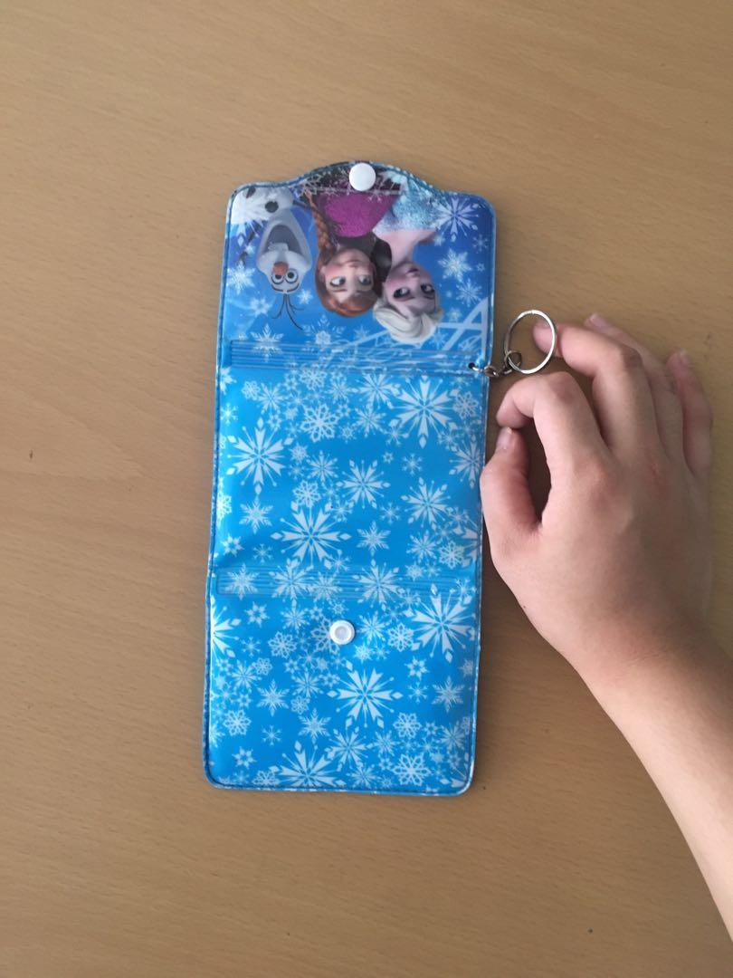 Frozen wallet (trifold), Babies & Kids, Babies & Kids Fashion on Carousell