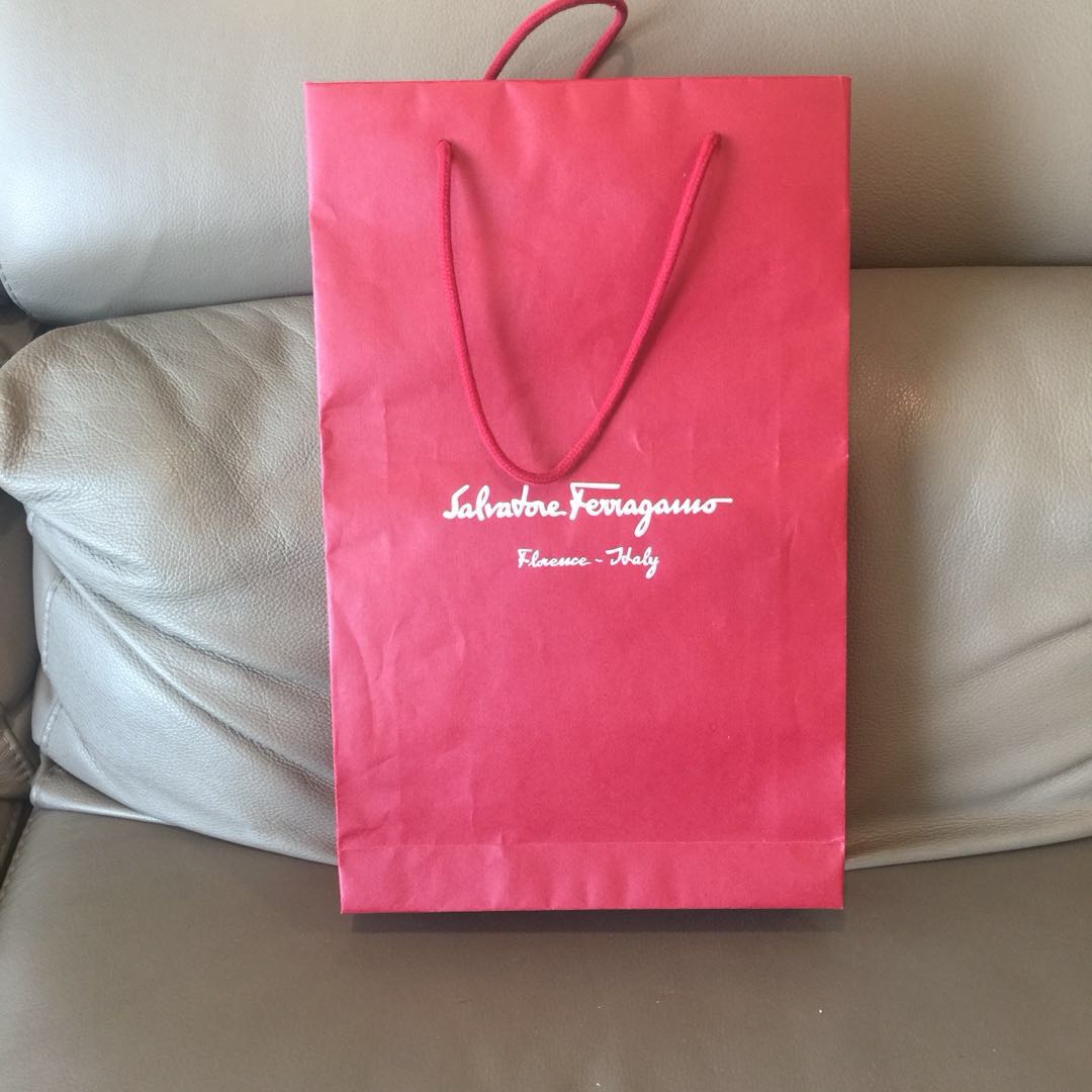 Salvatore Ferragamo Paper Bag ( Flat ), Everything Else, Others on ...