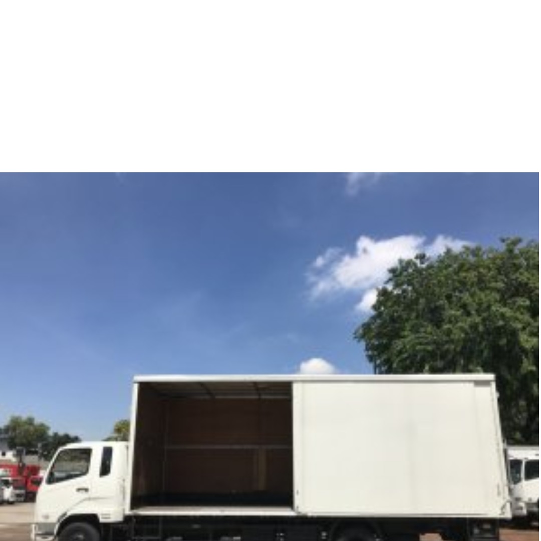 10/ 14 /24 FT LORRY RENTAL, Everything Else on Carousell