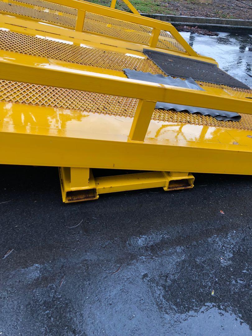 Load offload docking ramp, Everything Else on Carousell