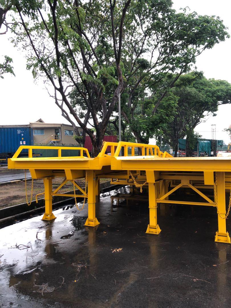 Load offload docking ramp, Everything Else on Carousell