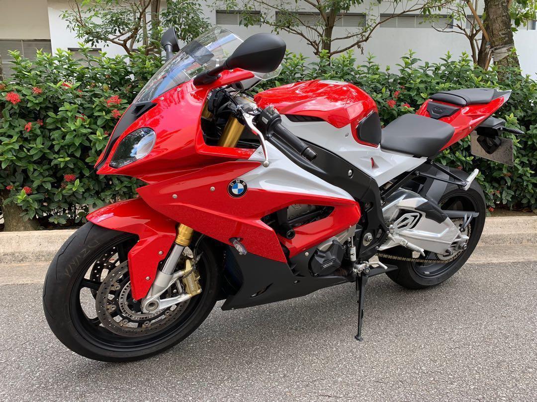 BMW S1000RR come with factory fitted BMW HP Forged wheels. One careful ...