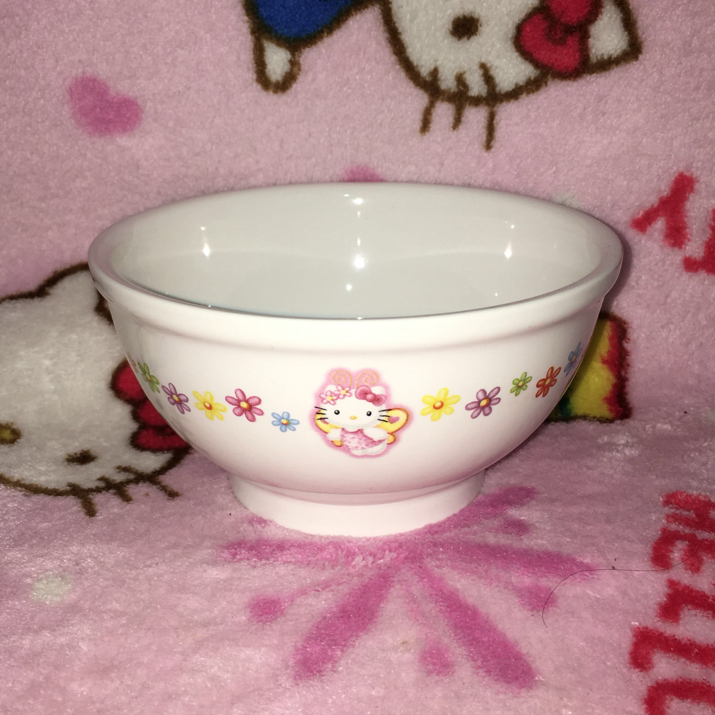 Hello Kitty Ceramic Bowl, Furniture & Home Living, Kitchenware ...
