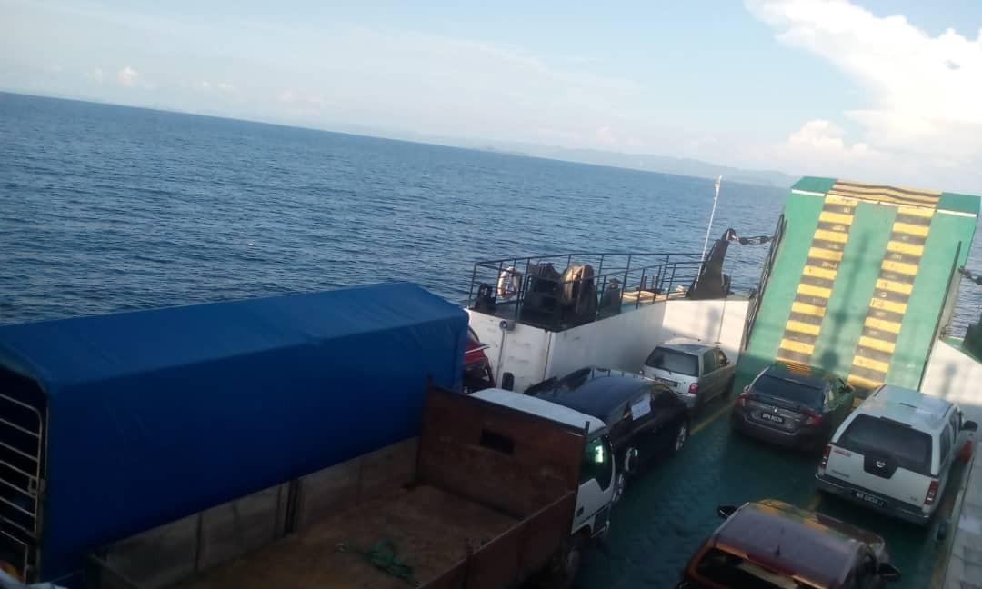 Lori transport express kl > pulau langkawi > kl > johor tambang rendah ...