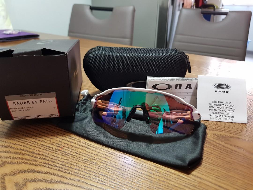 Oakley Radar Ev Path golf prizm Asia fit, Men's Fashion, Watches ...