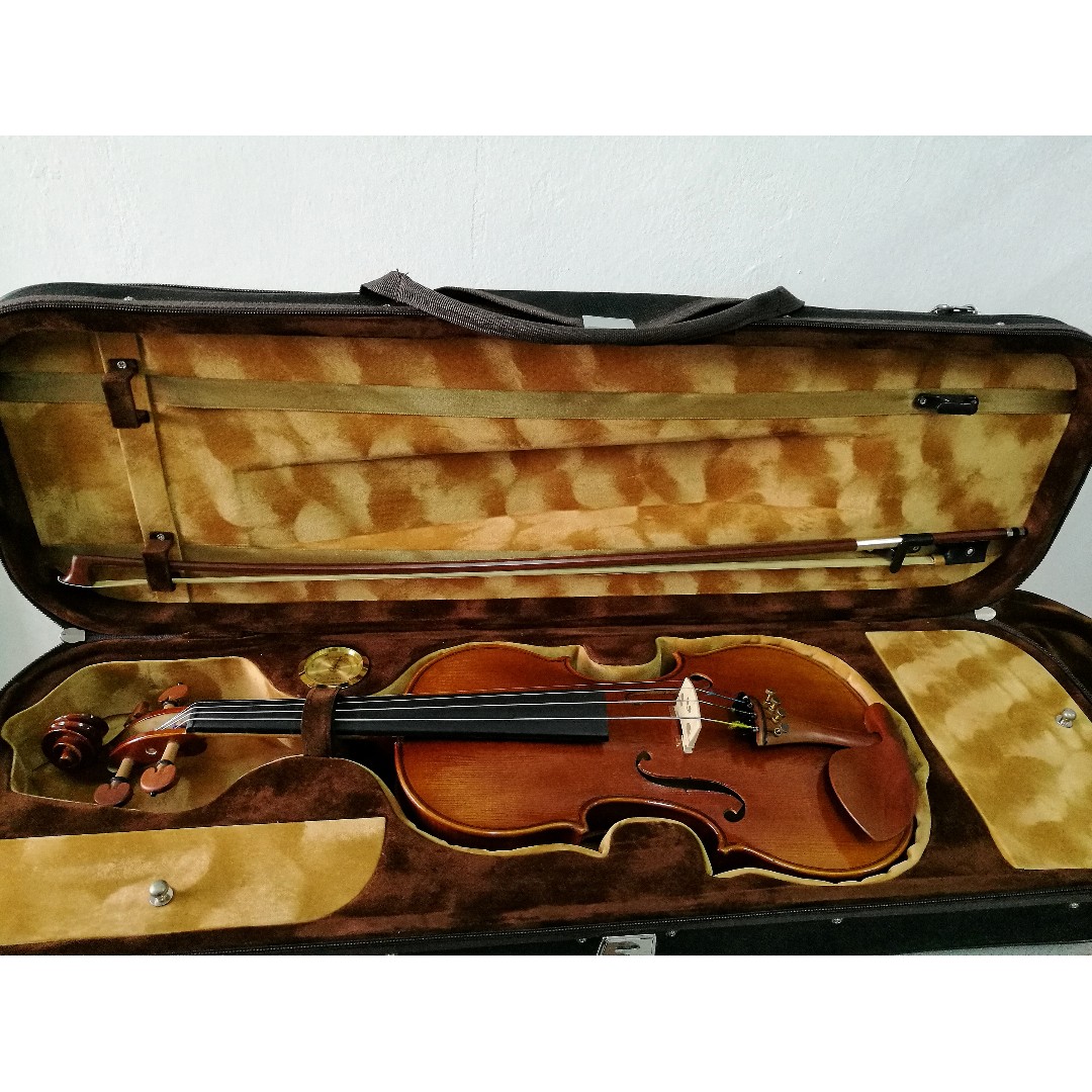 Handcrafted Violin, Hobbies & Toys, Music & Media, Musical Instruments ...