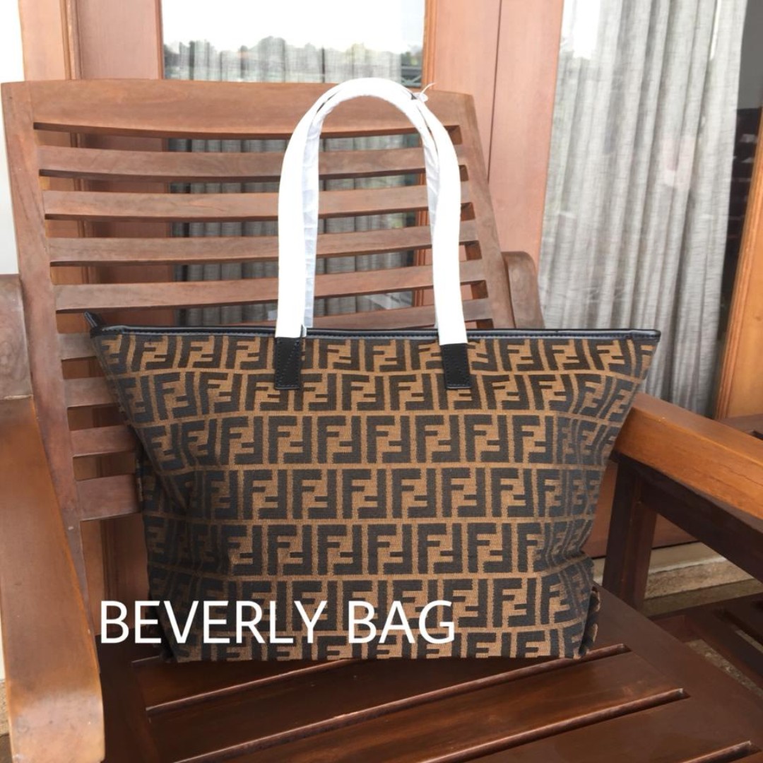 Jual Bag Mirror Fendi Tote BAG ORI LEATHER MIRROR - hitam, Olshop ...