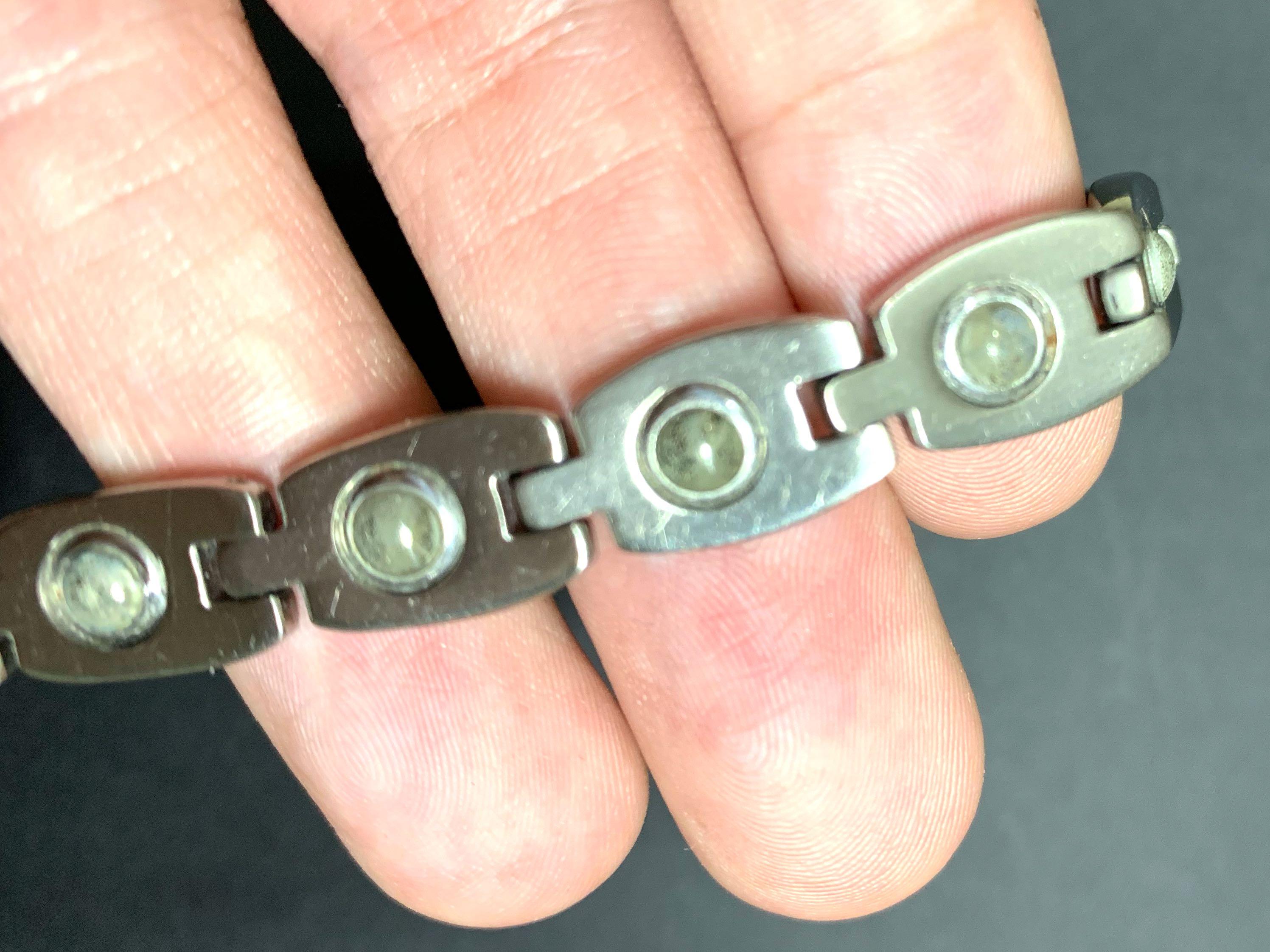 Owell Bracelet - BIO-GE TITANIUM HEALTH BRACELET CLASSIC MODEL TB-276 ...