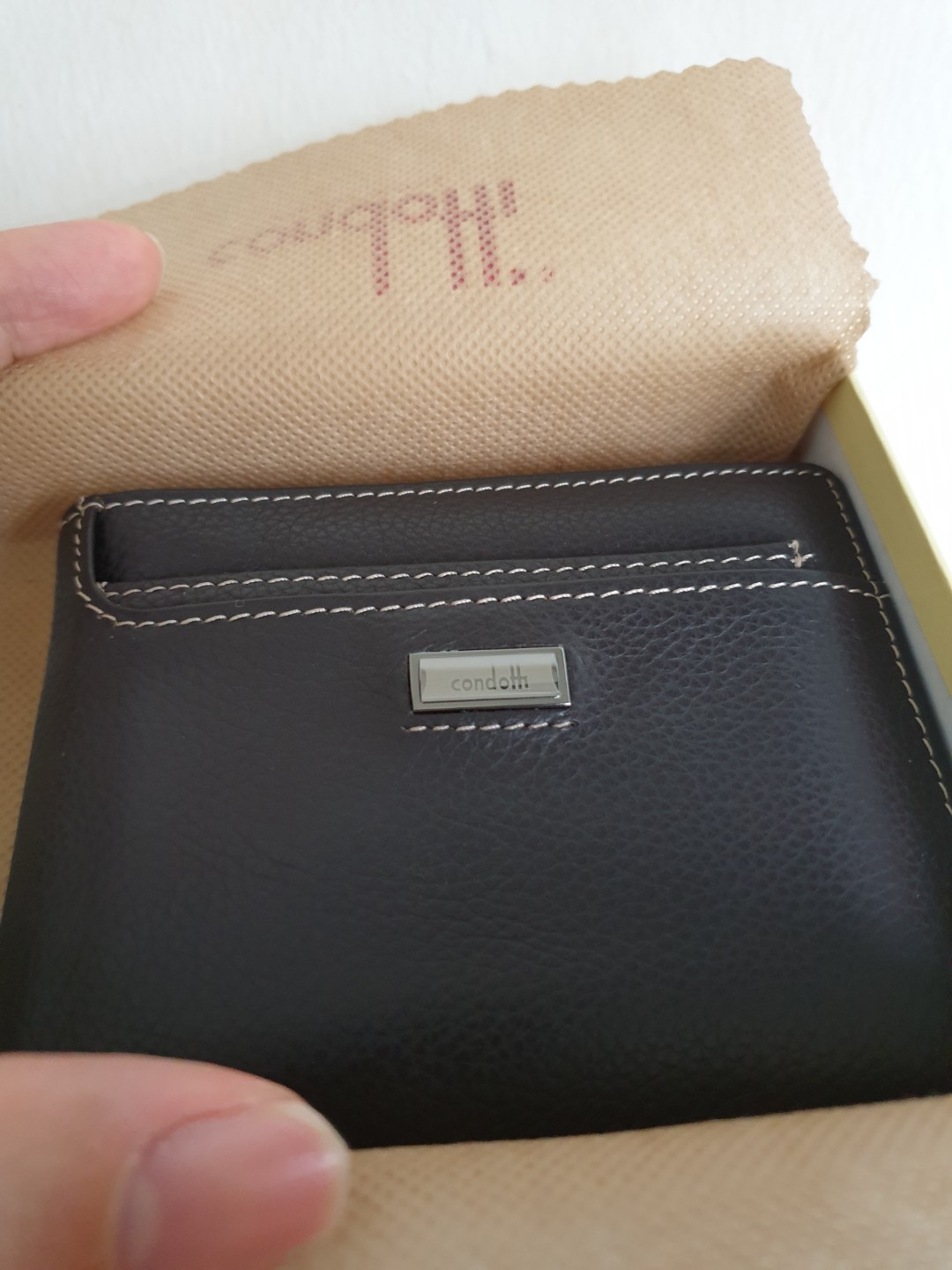 [BNIB] Condotti Brown Leather Wallet, Men's Fashion, Watches ...