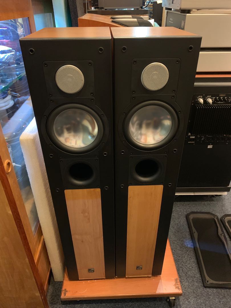 ELAC CL-102i Speakers, Audio, Soundbars, Speakers & Amplifiers on Carousell