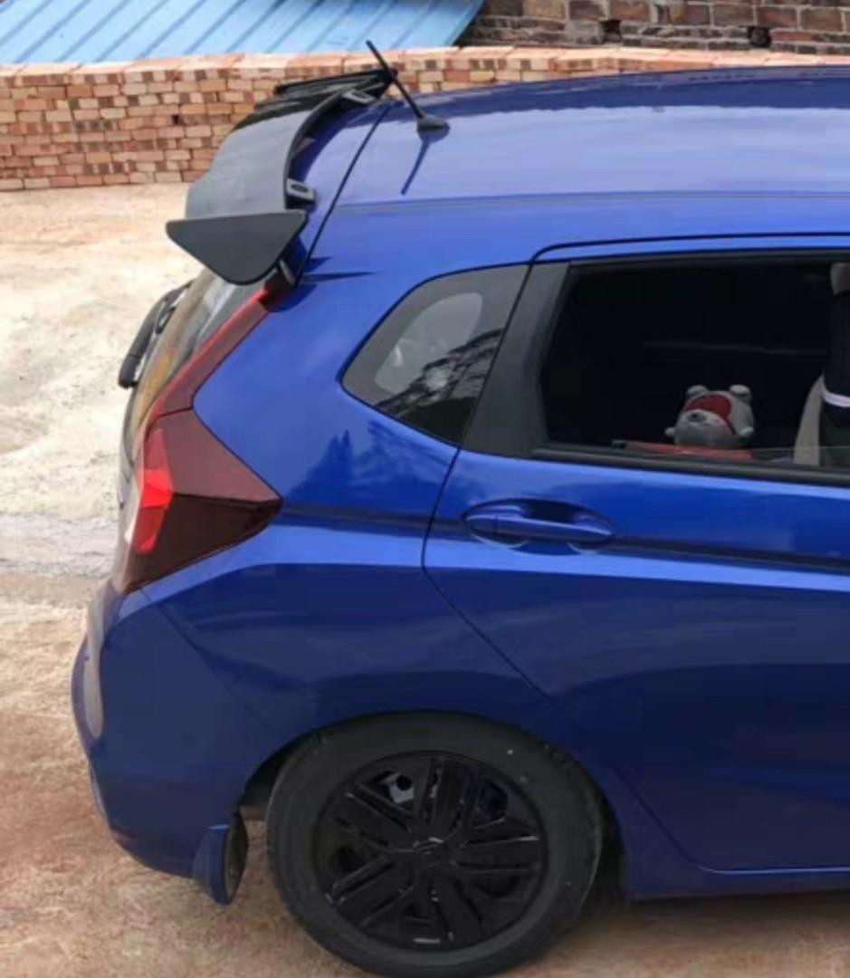Honda Fit 2018/19 Rear Spoiler, Car Accessories, Accessories on Carousell