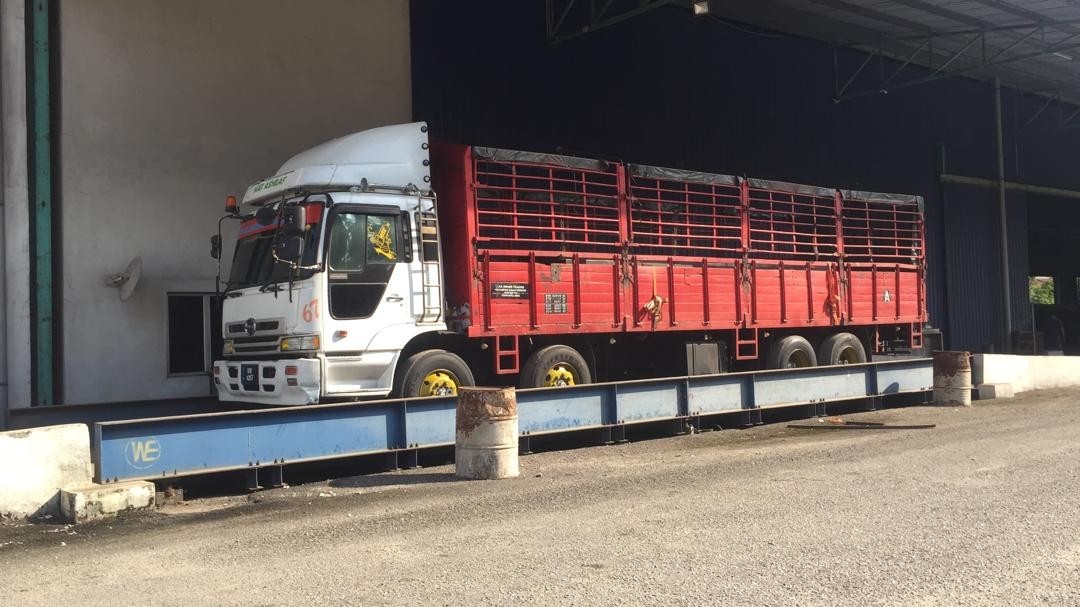 Lori sewa 10 tan kargo 20 kaki > 40 kaki 019-4783950/014-2750610/019 ...