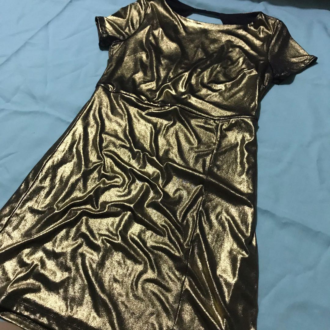 Metallic Gold Party/Formal Dress, Women's Fashion, Dresses & Sets ...