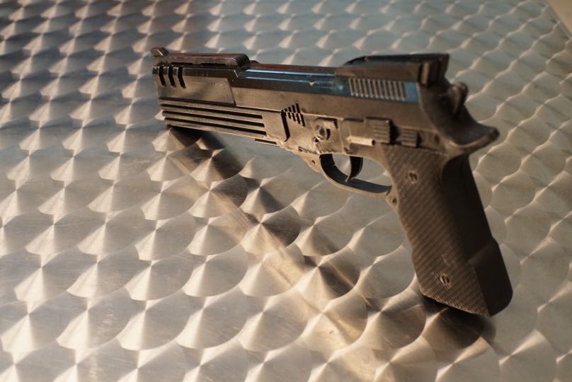 Robocop Gun Replica Beretta Auto 9, Hobbies & Toys, Toys & Games on ...