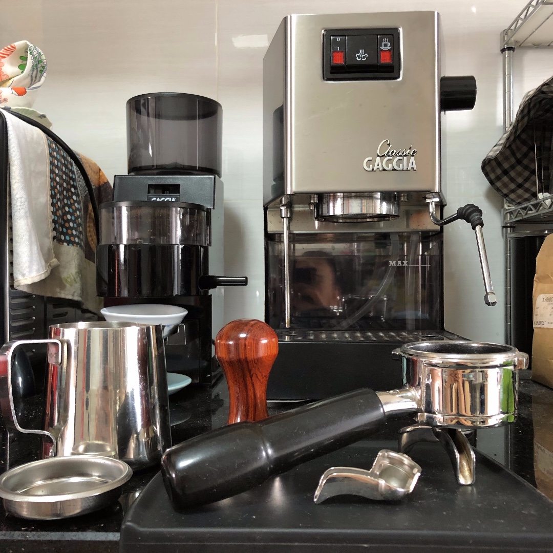 Gaggia Classic & MDF Grinder, TV & Home Appliances, Kitchen Appliances ...