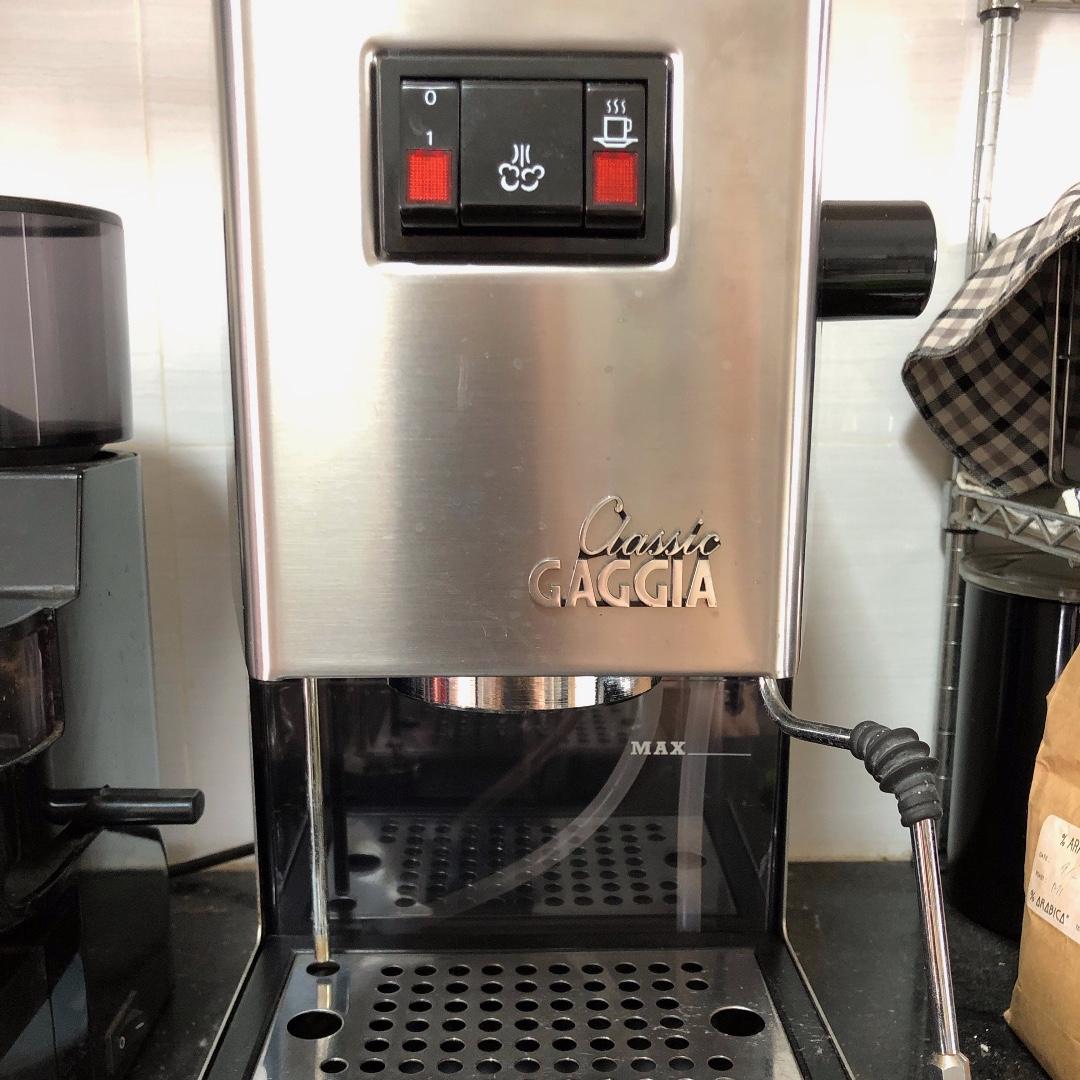 Gaggia Classic & MDF Grinder, TV & Home Appliances, Kitchen Appliances ...