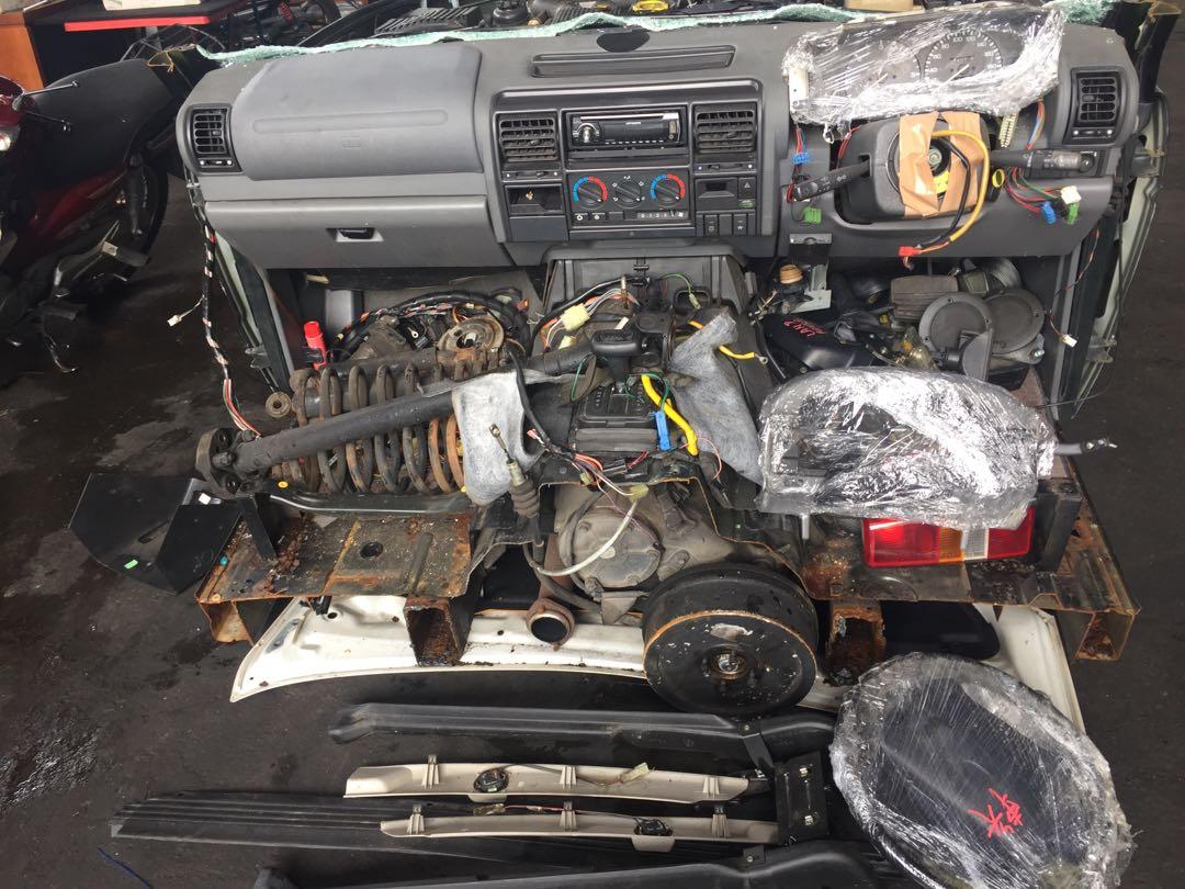 Half Cut Land Rover Tdi 2.5 Turbo Diesel A.t, Auto Accessories on Carousell