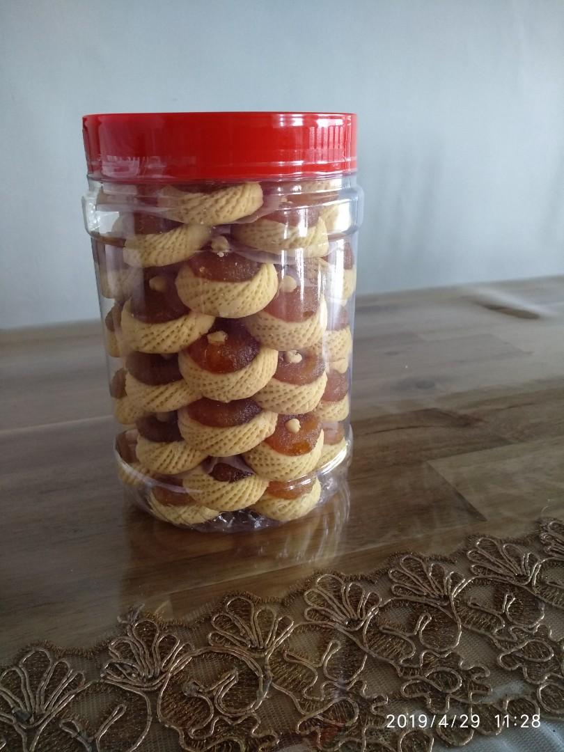 Pineapple Tarts / Kuih tat Nenas, Food & Drinks, Homemade Bakes on ...