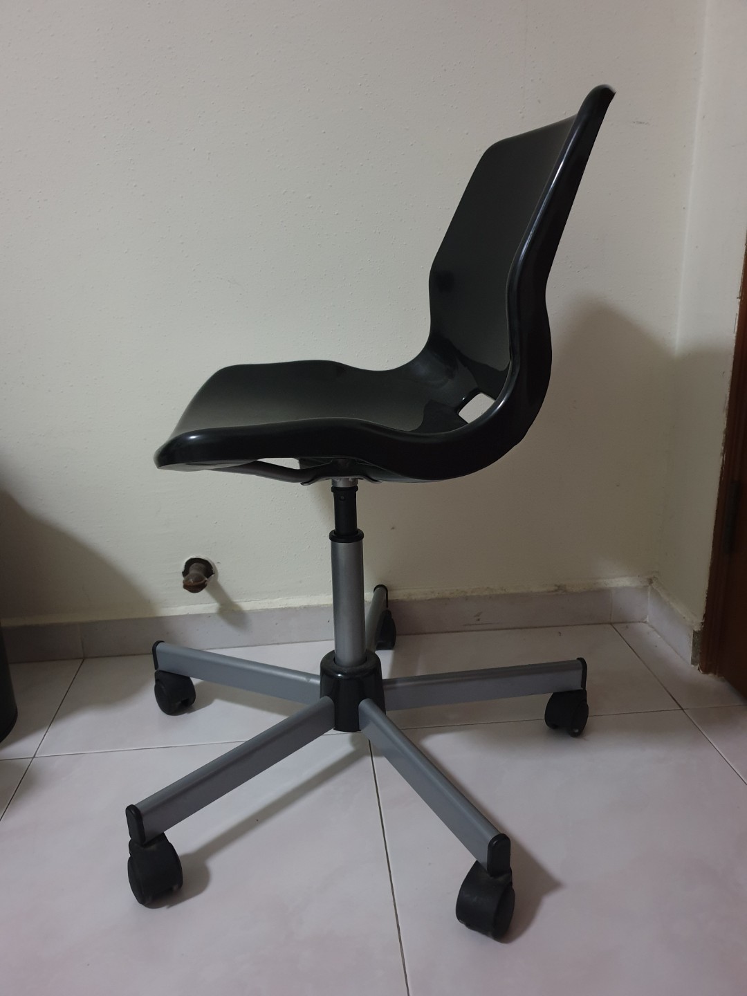 SNILLE Desk Chair Ikea Height Adjustable, Babies & Kids, Baby Nursery ...