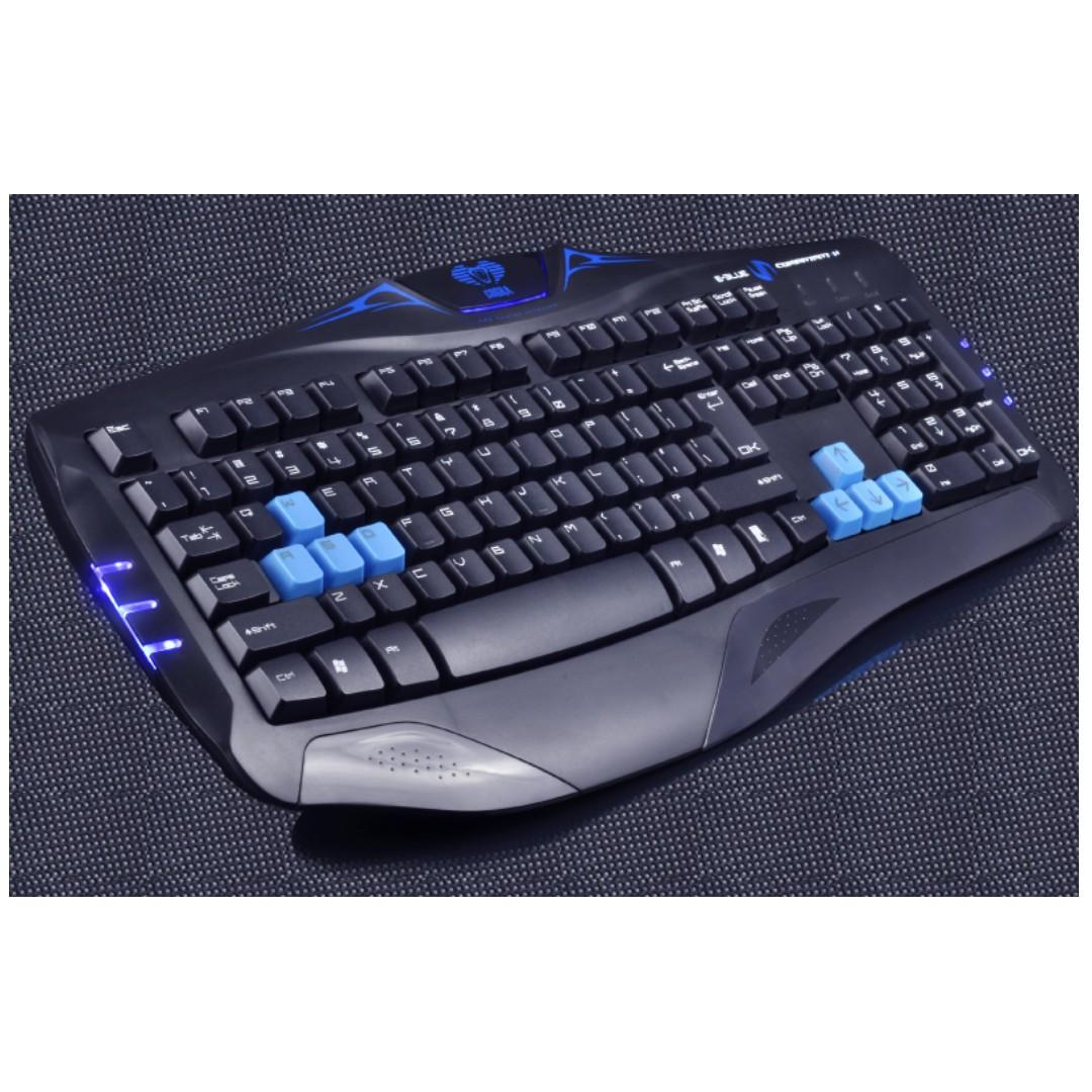 發光 COBRA COMBATANT X WIRED GAMING KEYBOARD #情人節 #hotsales, 手提電話, 電話及其他 ...