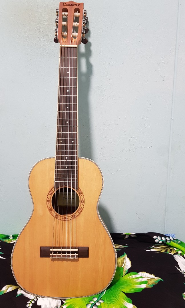 Caesar Guitarlele, Hobbies & Toys, Music & Media, Musical Instruments ...