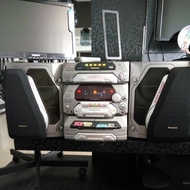 Panasonic 5 CD Stereo System (SA - AK 67), Audio, Other Audio Equipment ...
