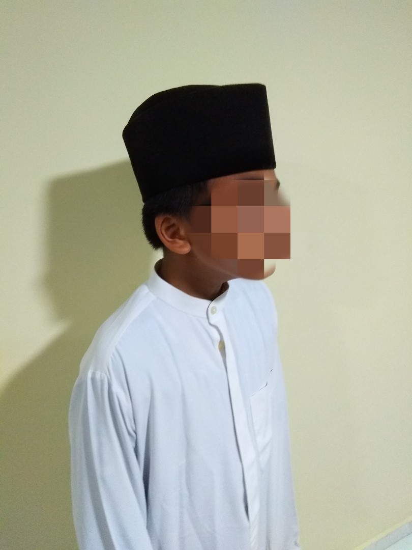 (Lipat)Size 6 Songkok Awing Melayu, Men's Fashion, Watches ...