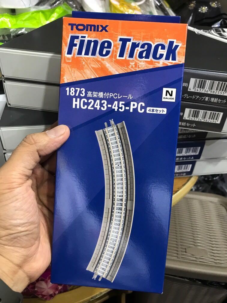 Tomix 1873 高架橋付PCレールHC243-45-PC(F)(4本セット), 興趣及遊戲, 玩具 & 遊戲類 - Carousell