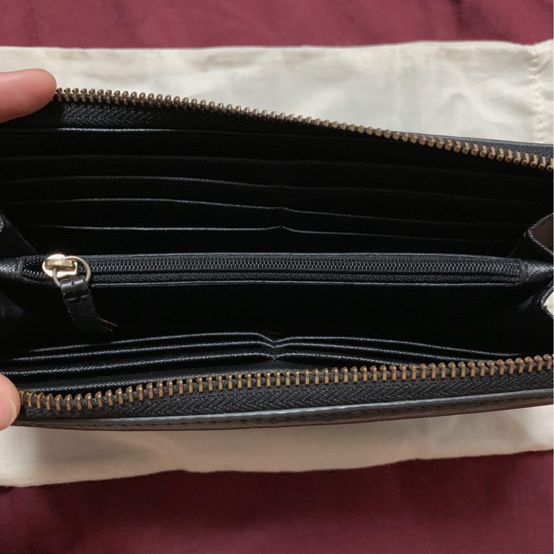 Authentic Fossil Wallet, Luxury, Bags & Wallets on Carousell